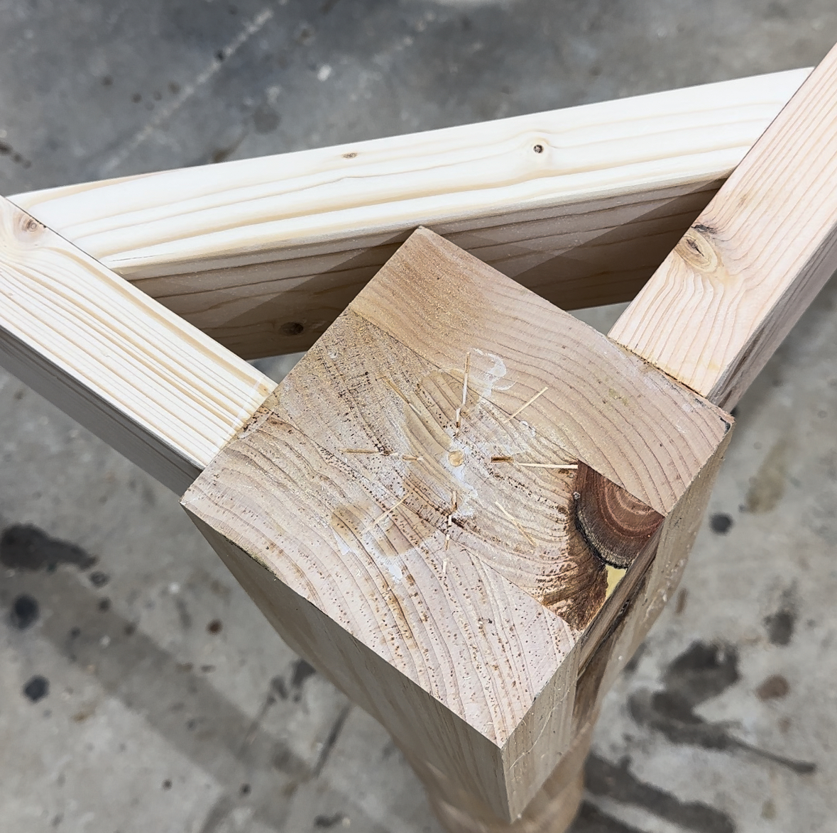 How To: Build A Turned Leg Table Base